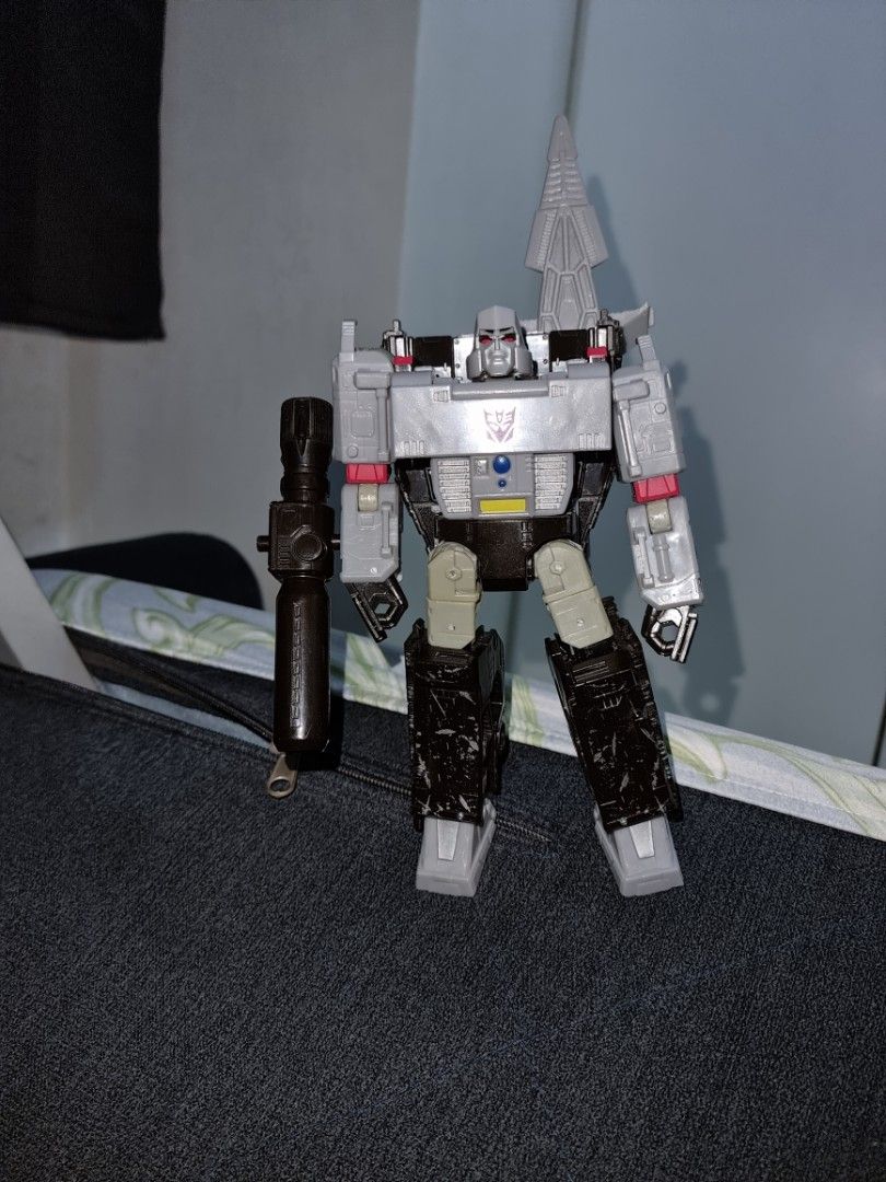 Earthrise Megatron, Hobbies & Toys, Toys & Games on Carousell