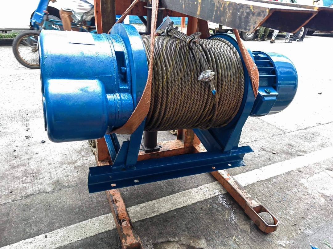 Electric Winch (5 Tons Capacity), Commercial & Industrial, Industrial ...