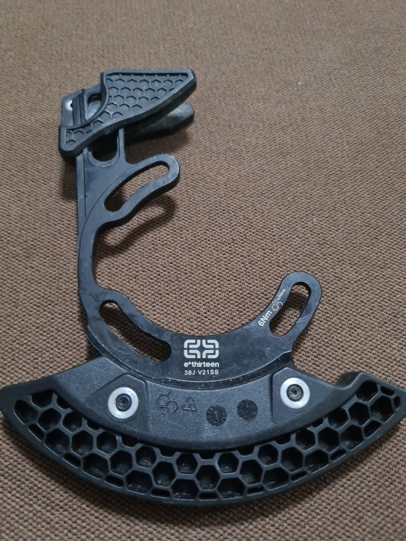 Ethirteen trs+ chainguide, Sports Equipment, Bicycles & Parts, Parts ...