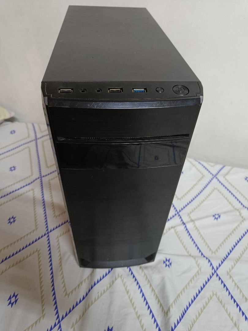 FOR SALE 2ND HAND PC CASE WITH FANS, Computers & Tech, Parts ...