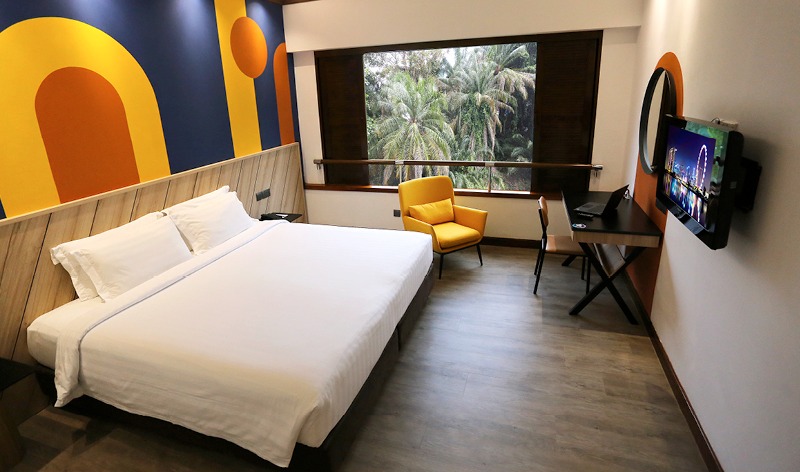 Furama RiverFront Deluxe room rental 12-19 Nov, Property, Rentals ...