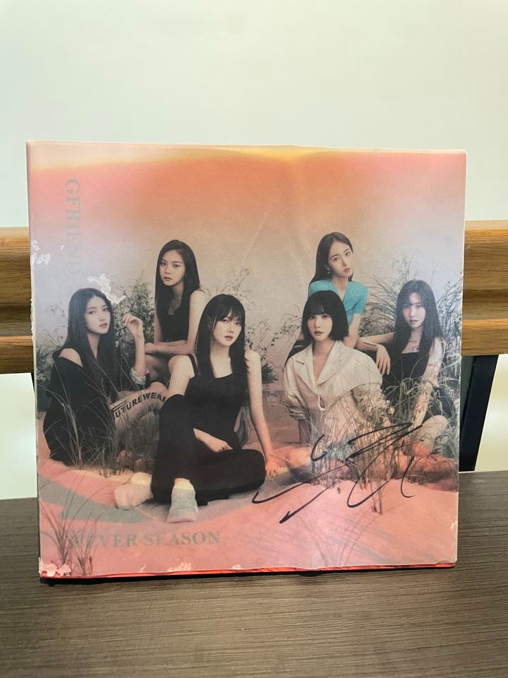 GFRIEND Yuju Signed/Autographed Fever Season Album, Hobbies & Toys ...