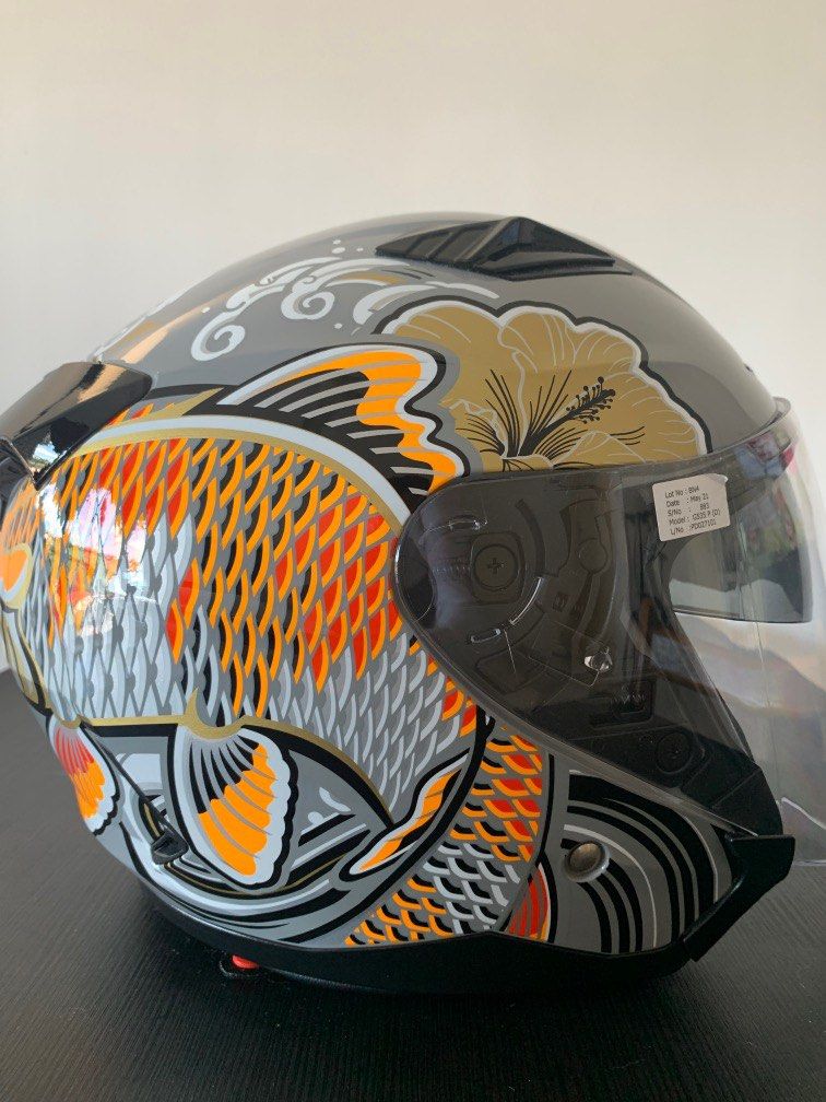 Preloved Helmet Brand Gracshaw - Koi Fish (Only use 2 times ...