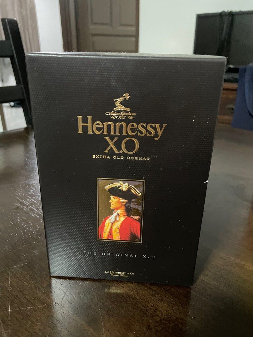 Hennessy XO with box, Food & Drinks, Alcoholic Beverages on Carousell