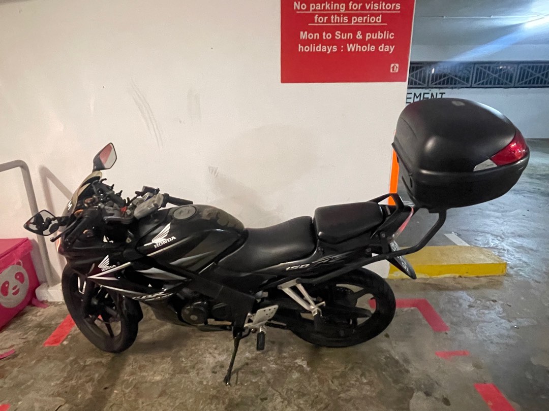 Honda CBR 150R, Motorcycles, Motorcycles for Sale, Class 2B on Carousell