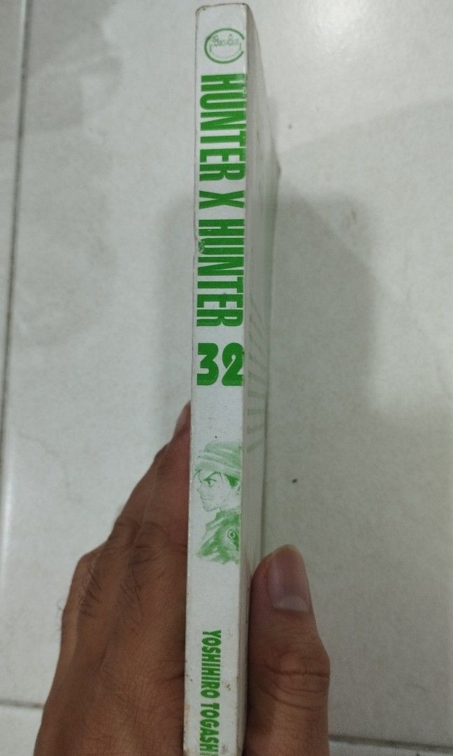Hunter x hunter 32, Hobbies & Toys, Books & Magazines, Comics & Manga on Carousell