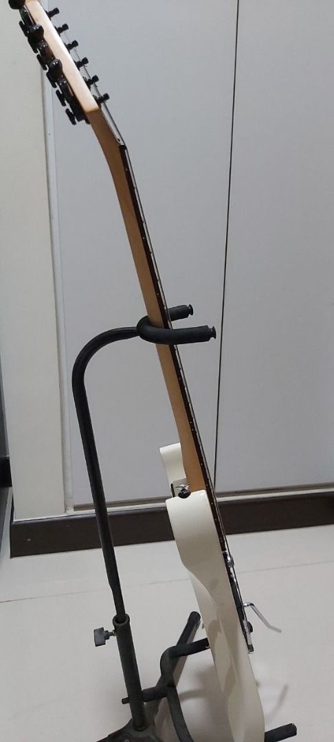 Jackson JS23 Dinky electric guitar white - upgraded pickup and locking ...