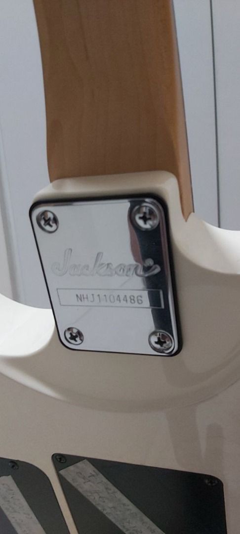 Jackson JS23 Dinky electric guitar white - upgraded pickup and locking ...