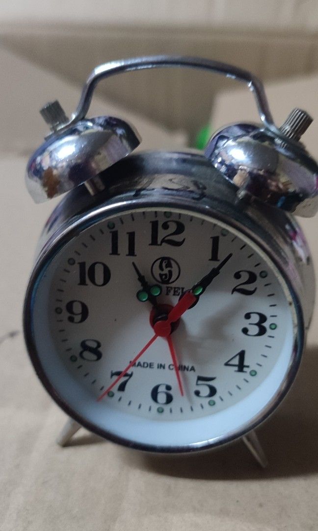 Jam besi lama, Luxury, Watches on Carousell