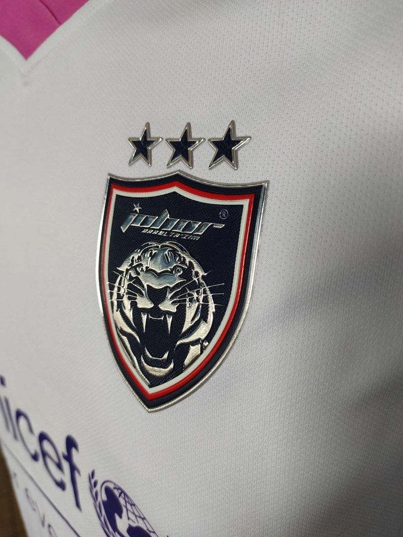 JDT Away Kit Fan Issue 2022, Men's Fashion, Activewear on Carousell