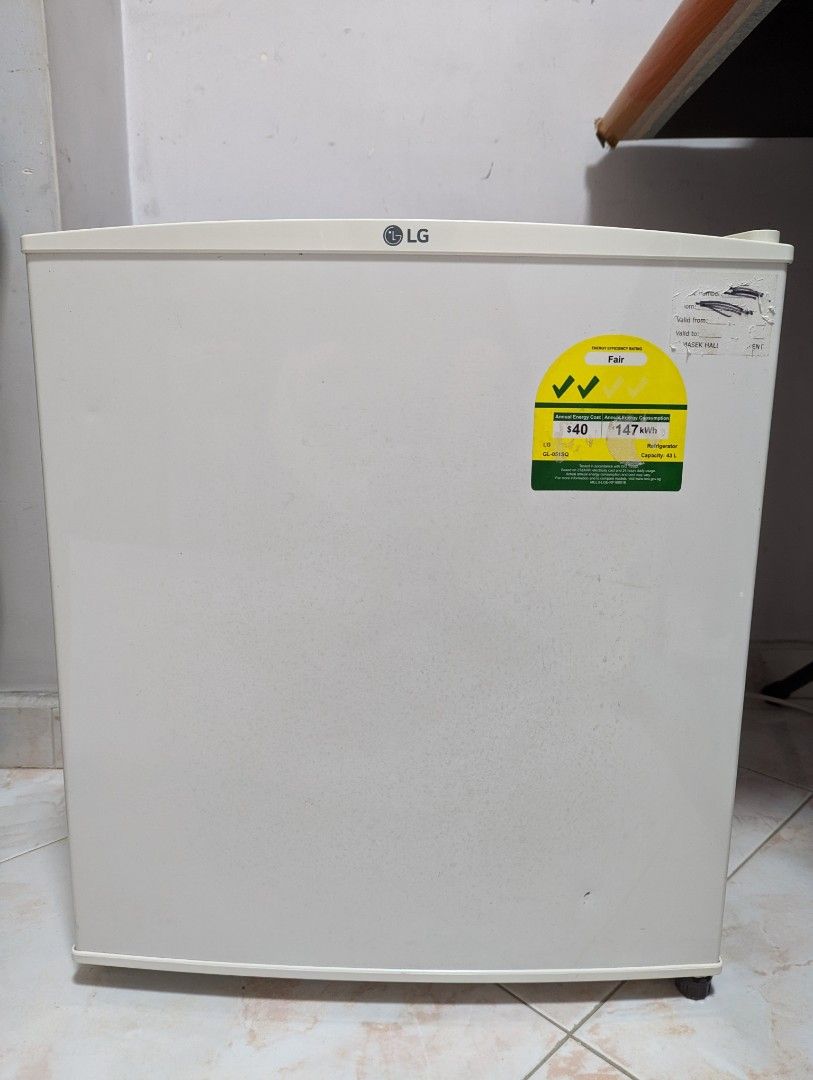 LG Mini Bar Fridge, TV & Home Appliances, Kitchen Appliances ...