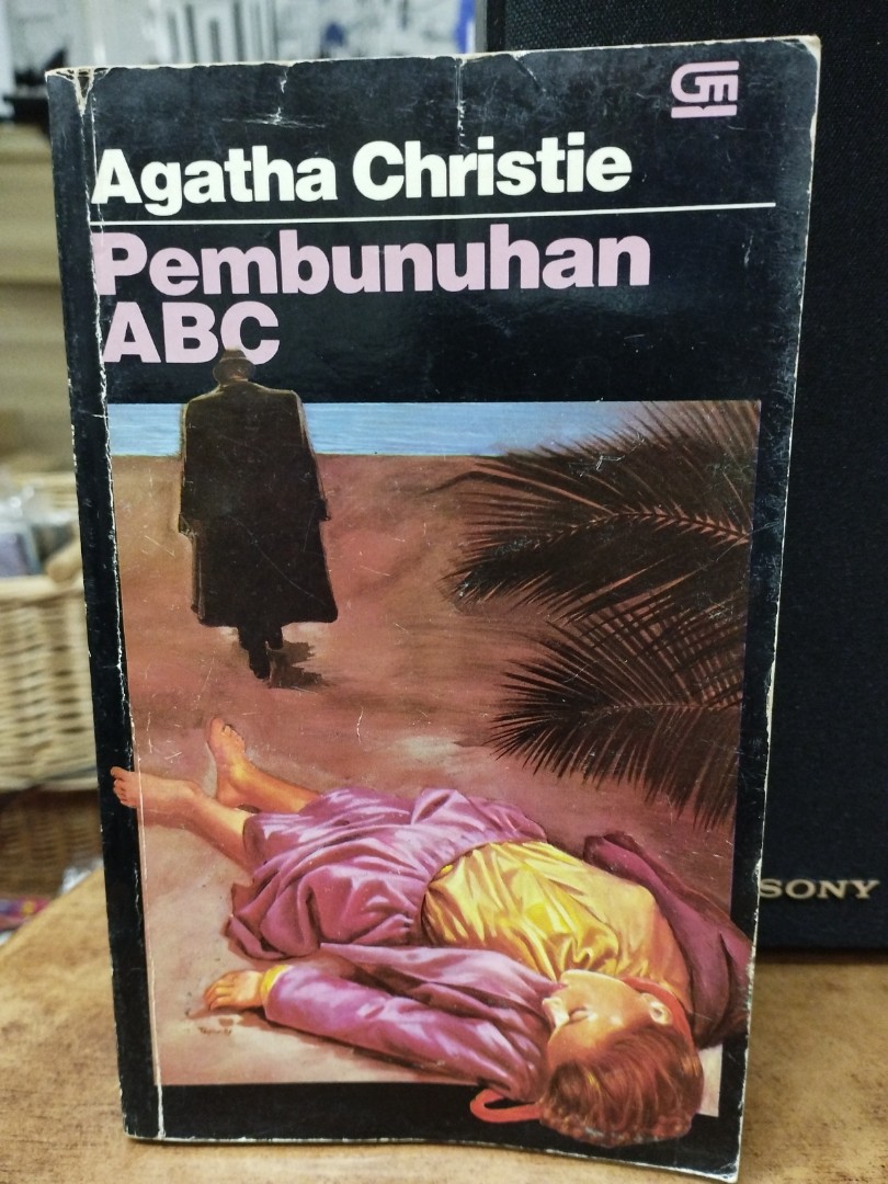(MAL) Pembunuhan ABC, Hobbies & Toys, Books & Magazines, Children's ...