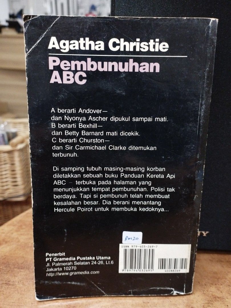 (MAL) Pembunuhan ABC, Hobbies & Toys, Books & Magazines, Children's ...