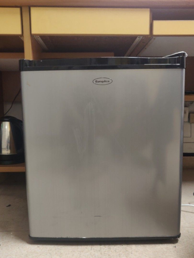 Mini Fridge 50 L, TV & Home Appliances, Kitchen Appliances ...