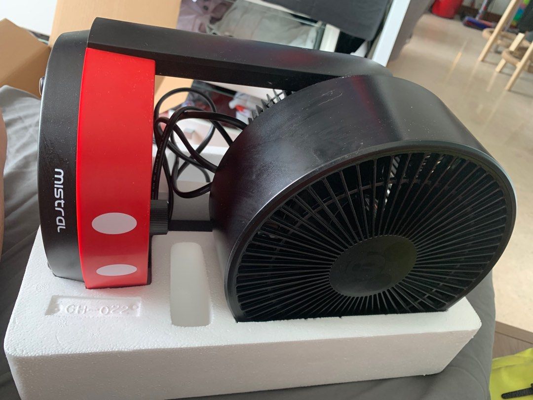 Mistral Disney Mickey Mouse 7 inch high velocity fan, Furniture & Home ...