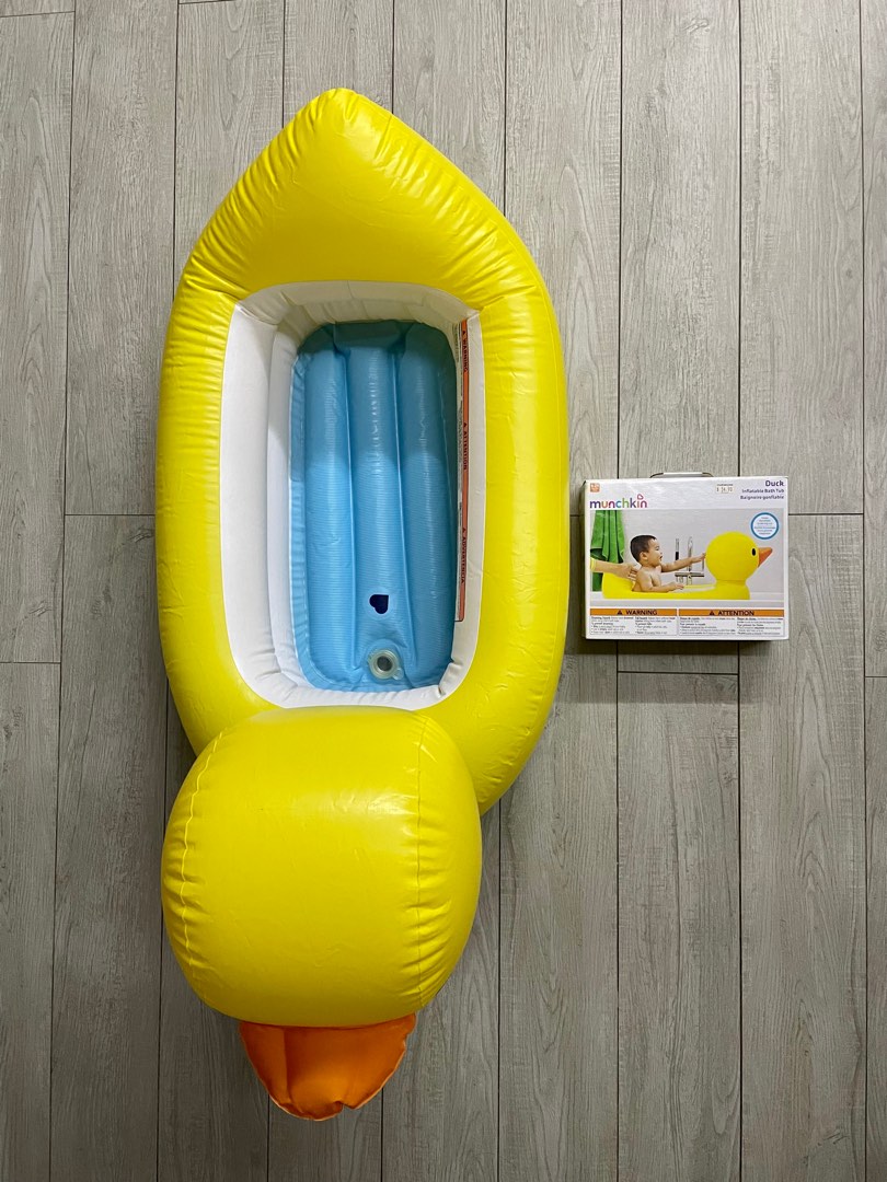 Munchkin Duck Inflatable Bath Tub, Babies & Kids, Bathing & Changing ...