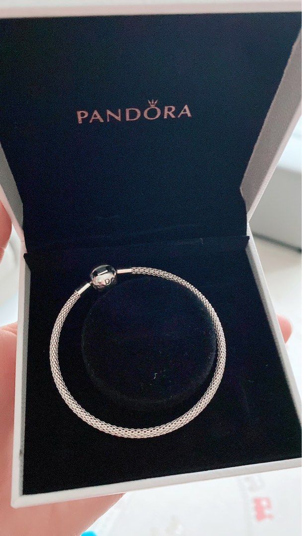Pandora bracelet, Women's Fashion, Jewelry & Organisers, Bracelets on ...