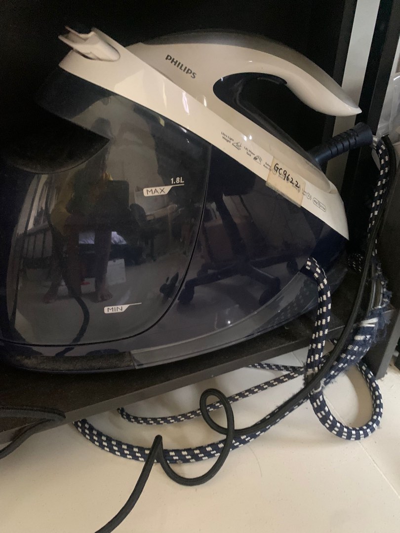 Philips steam iron, TV & Home Appliances, Irons & Steamers on Carousell