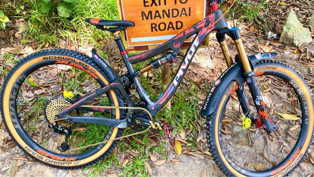 Pivot Mach 6 (Frame Only), Sports Equipment, Bicycles & Parts, Bicycles ...