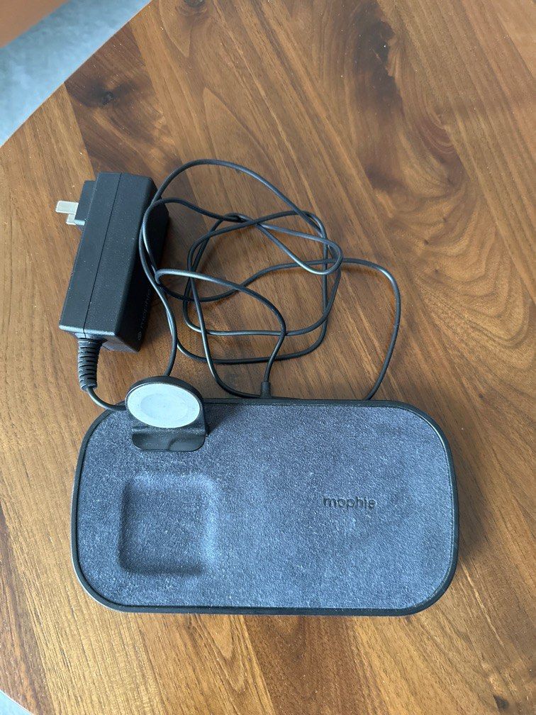 Really good Mophie 3 in 1 wireless charging pad!, Mobile Phones ...