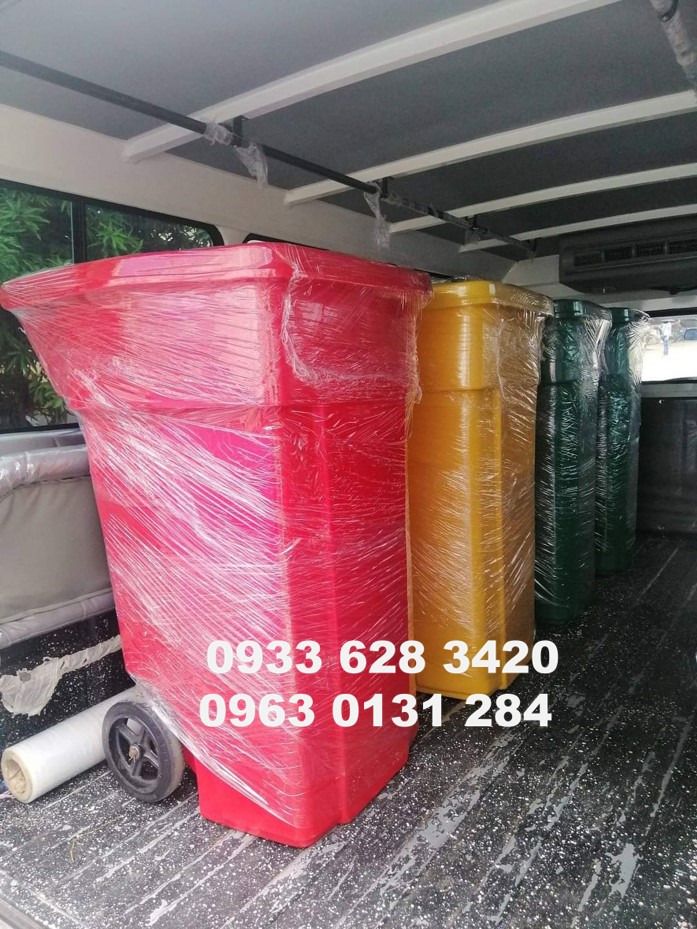 rolling Bin Wheeled Trash Bin, Furniture & Home Living, Cleaning ...