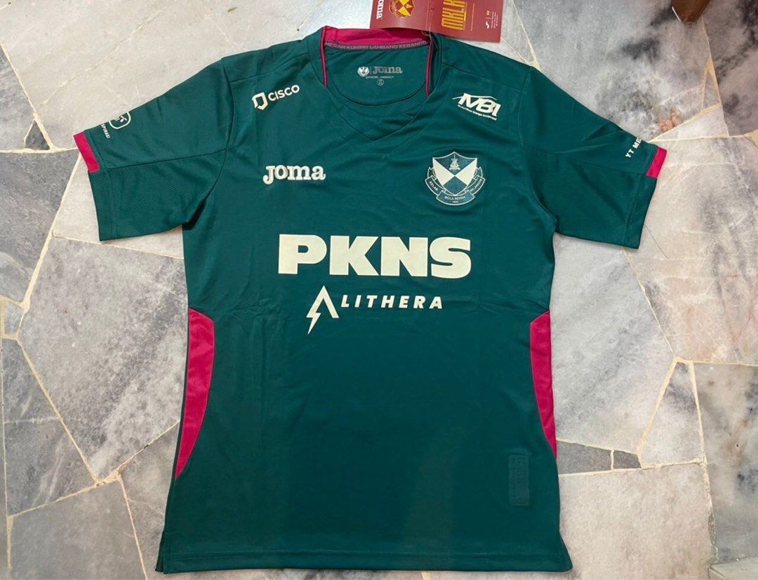 Selangor Away Kit 2022, Men's Fashion, Activewear on Carousell