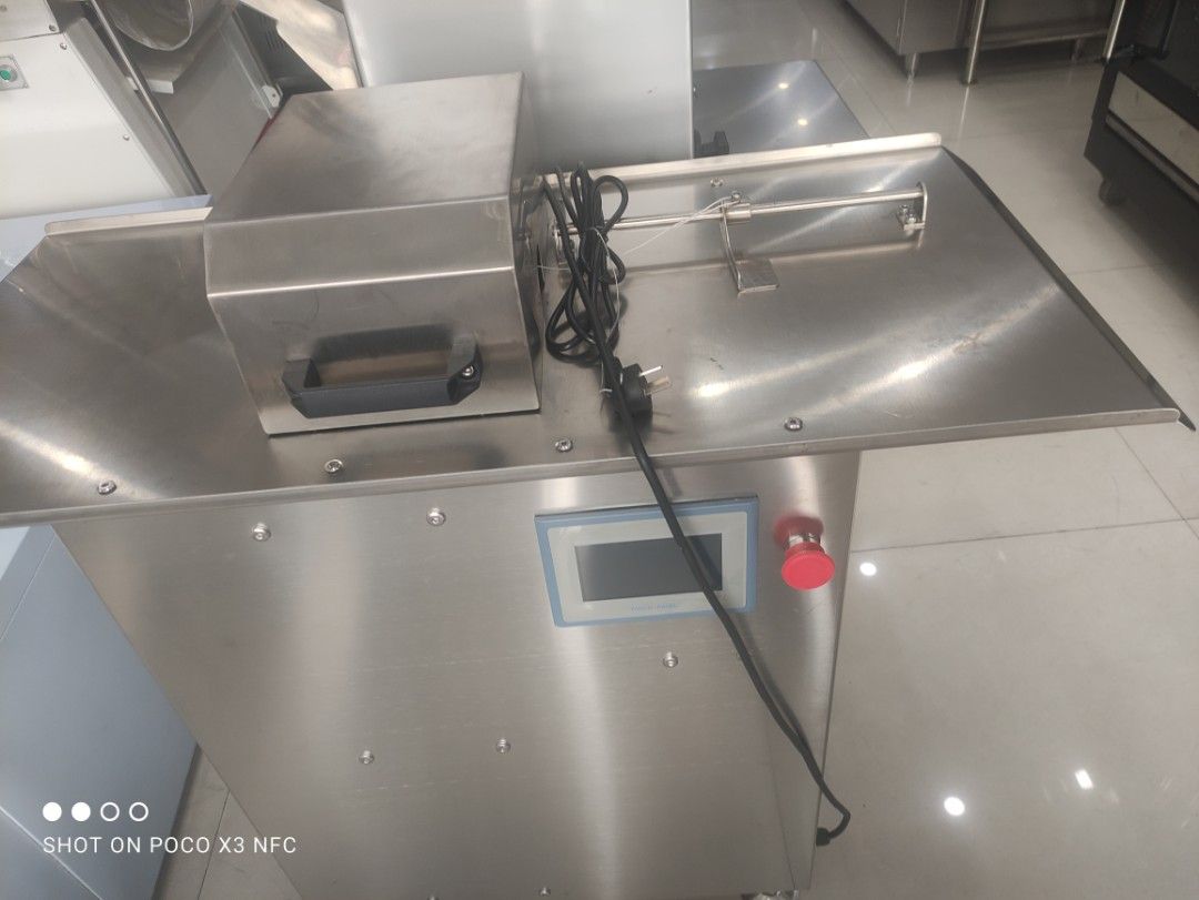 Semi Auto Tie linker ( pedal type ), Commercial & Industrial ...