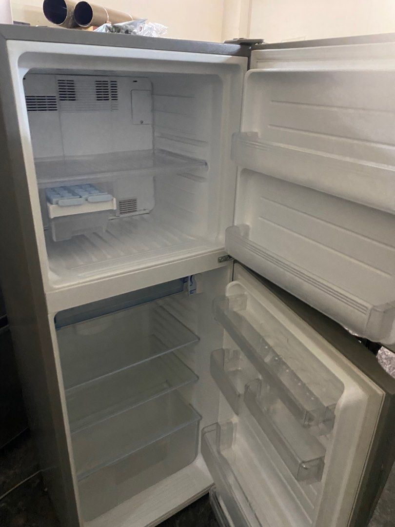 Sharp 282l 2 door fridge / refrigerator, TV & Home Appliances, Kitchen ...