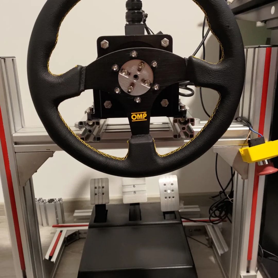 SimuCUBE OSW with Small MiGe, Video Gaming, Gaming Accessories ...