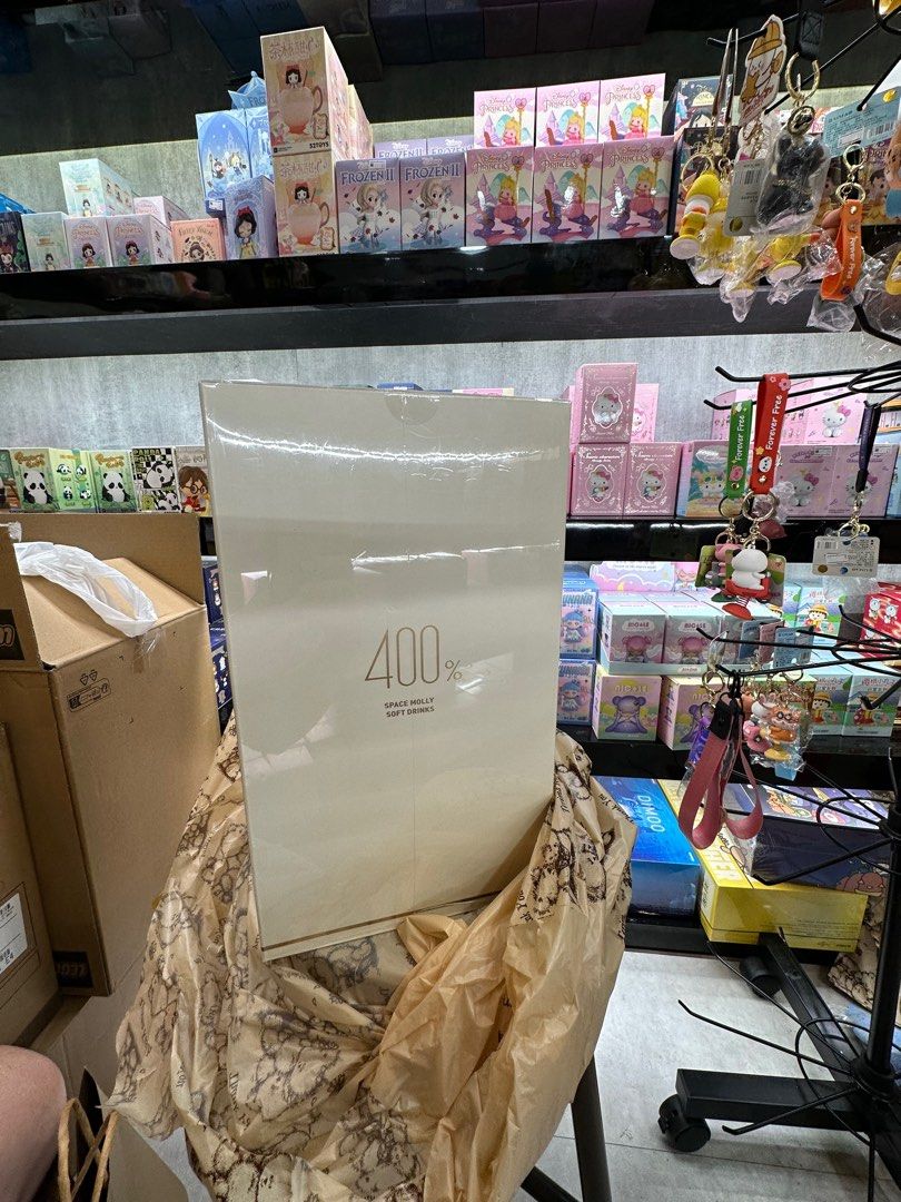 Space Molly 400%-(The Maul Moscow Mule), Hobbies & Toys, Toys & Games ...