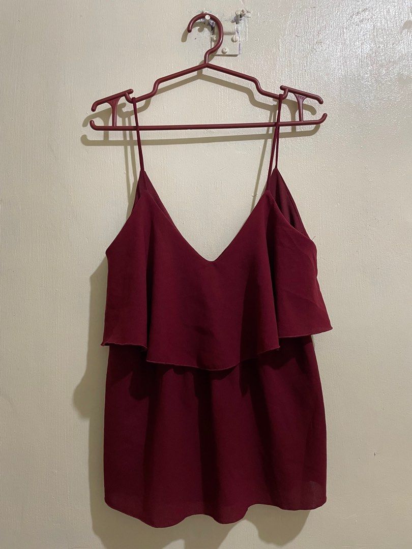 Spaghetti Layered Top, Women's Fashion, Tops, Sleeveless on Carousell