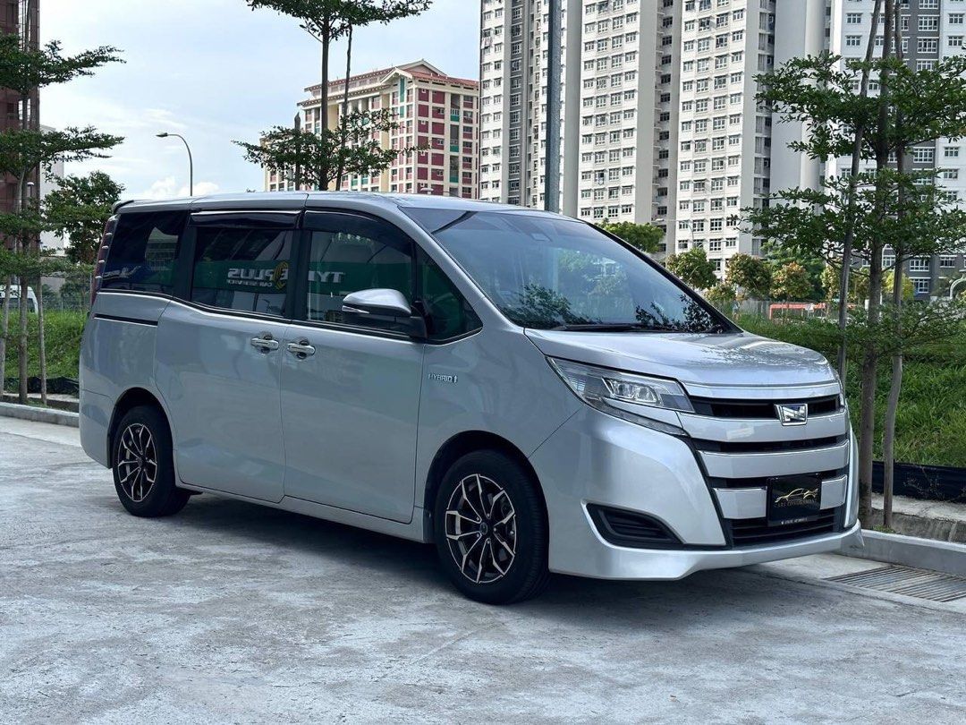 Toyota Noah Hybrid 1.8X CVT Auto, Cars, Used Cars on Carousell