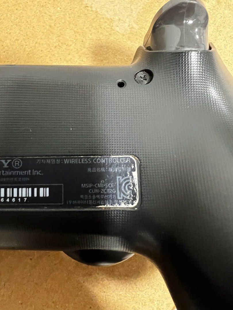 Fast deal $40 Used PS4 controller (no rubber stopper on joysticks ...