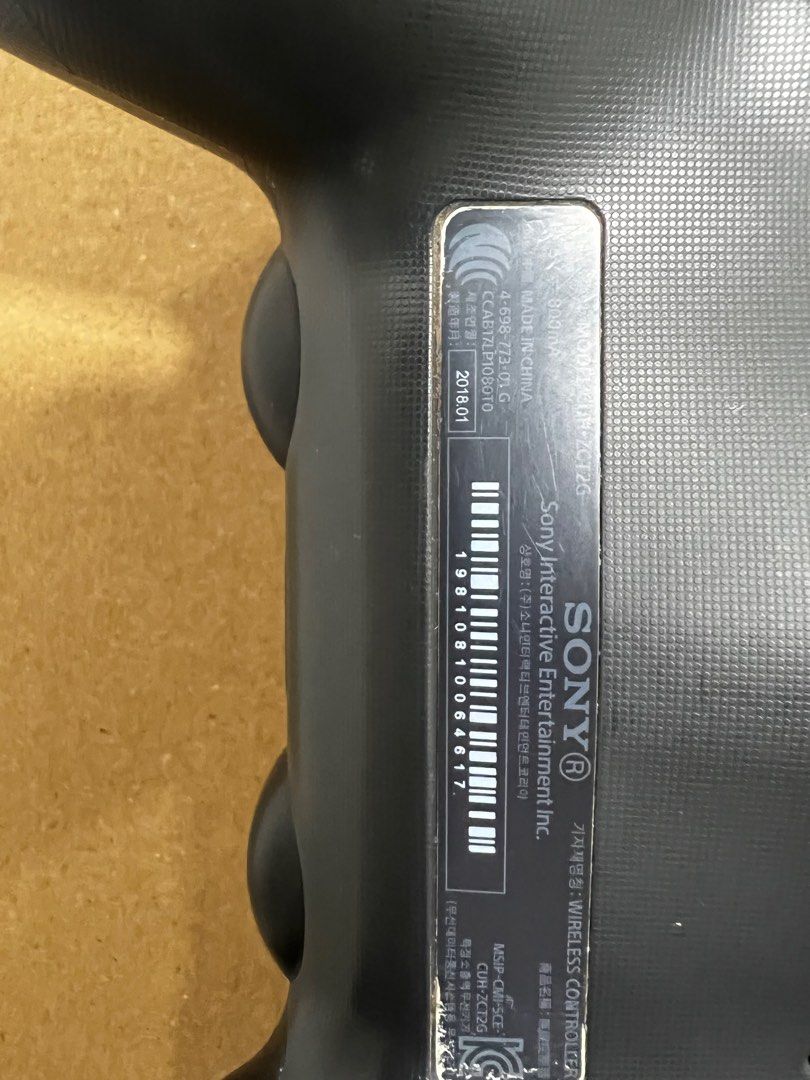 Fast deal $40 Used PS4 controller (no rubber stopper on joysticks ...