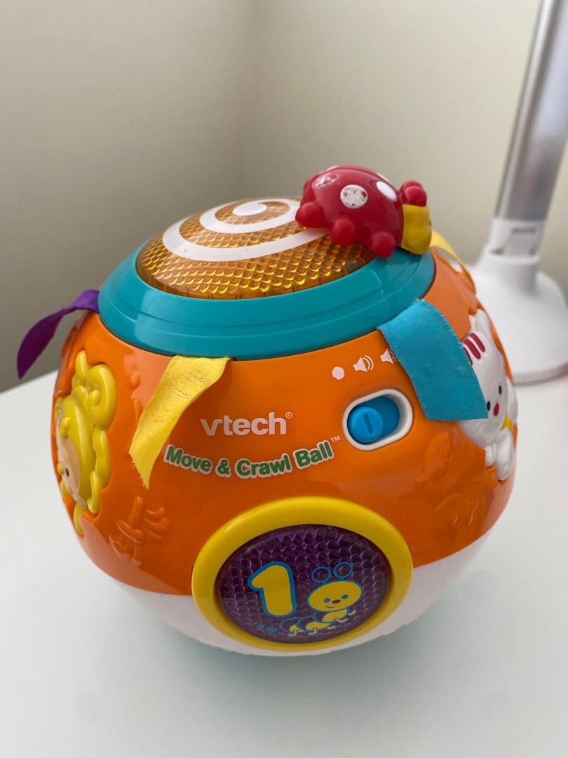 Vtech Wiggle & Crawl Ball English Version 6-36months, Babies & Kids ...