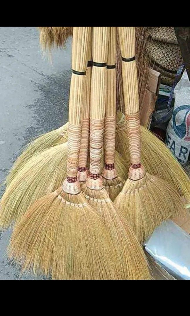Walis tambo, Looking For on Carousell