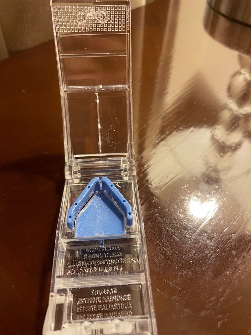 Watson tablet cutter, Health & Nutrition, Medical Supplies & Tools on ...