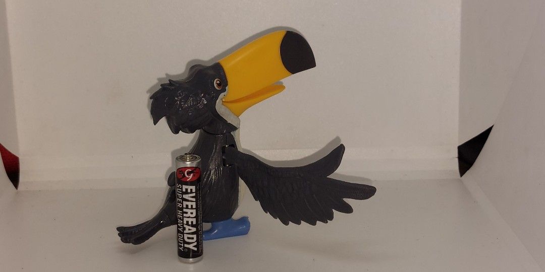 2014 Rio 2 Rafael The Bird Jollibee Kids Meal Collectible Toy Figure ...