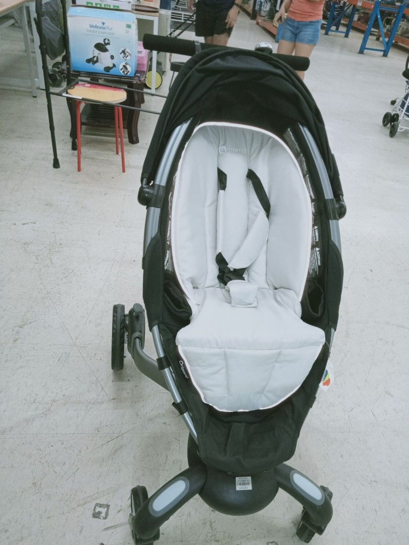 4 Moms Origami Stroller, Babies & Kids, Going Out, Strollers on Carousell
