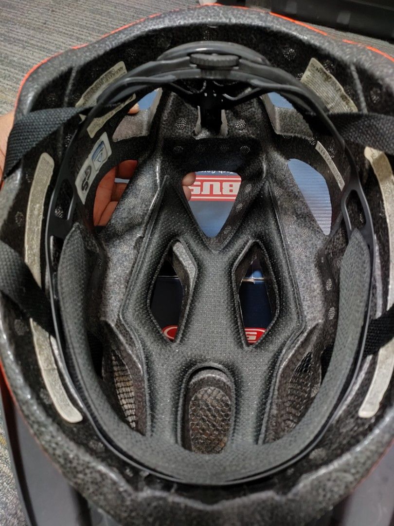 ABUS Aduro 2.1 helmet, Sports Equipment, Bicycles & Parts, Parts ...