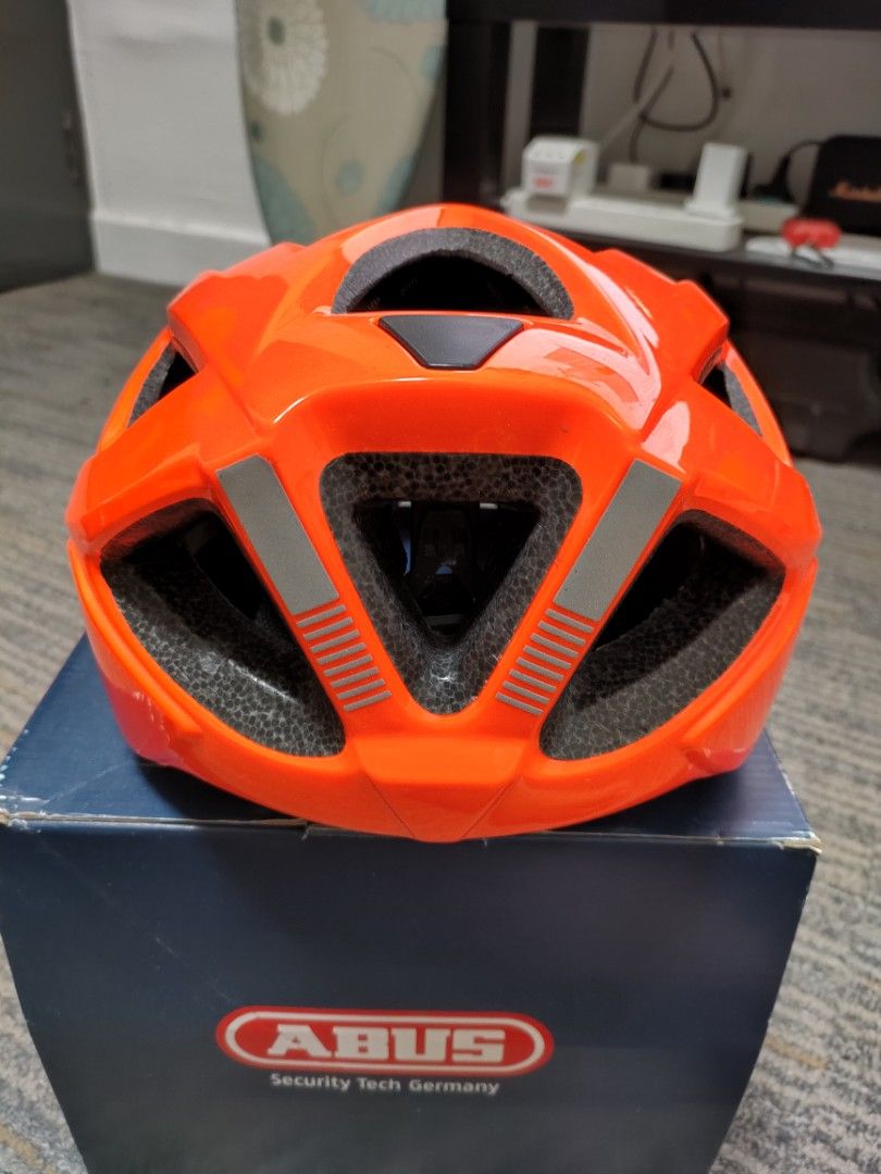 ABUS Aduro 2.1 helmet, Sports Equipment, Bicycles & Parts, Parts ...