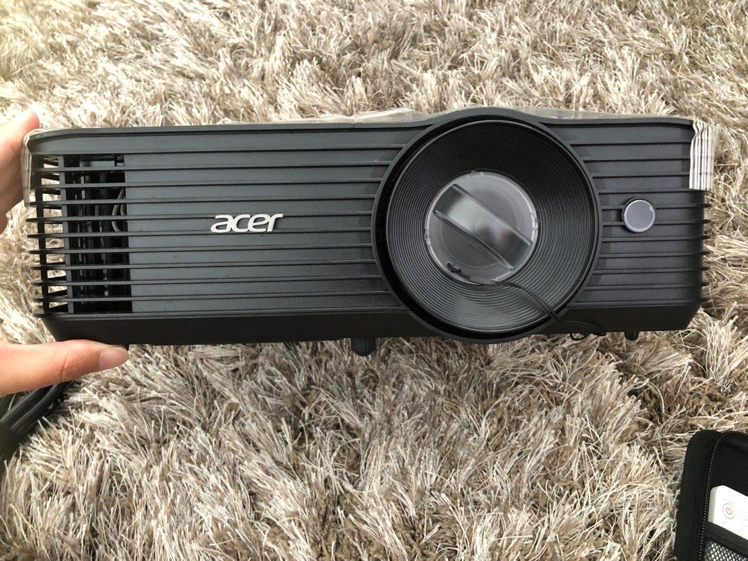 Acer X118 DLP Projector, Computers & Tech, Office & Business Technology ...