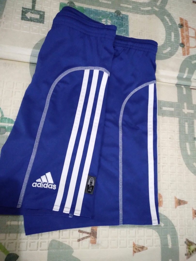 Adidas shorts original barcode,freeong, Fesyen Pria, Pakaian , Bawahan ...
