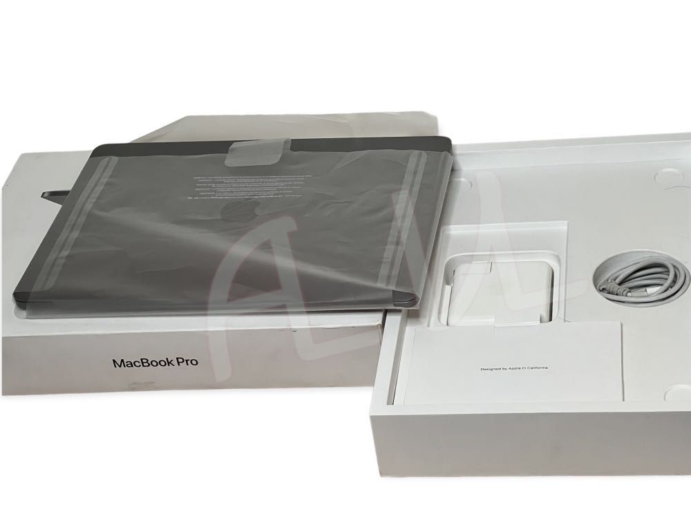 APPLE MACBOOK PRO 13inch 2020 Complete Set with Box, Computers & Tech ...