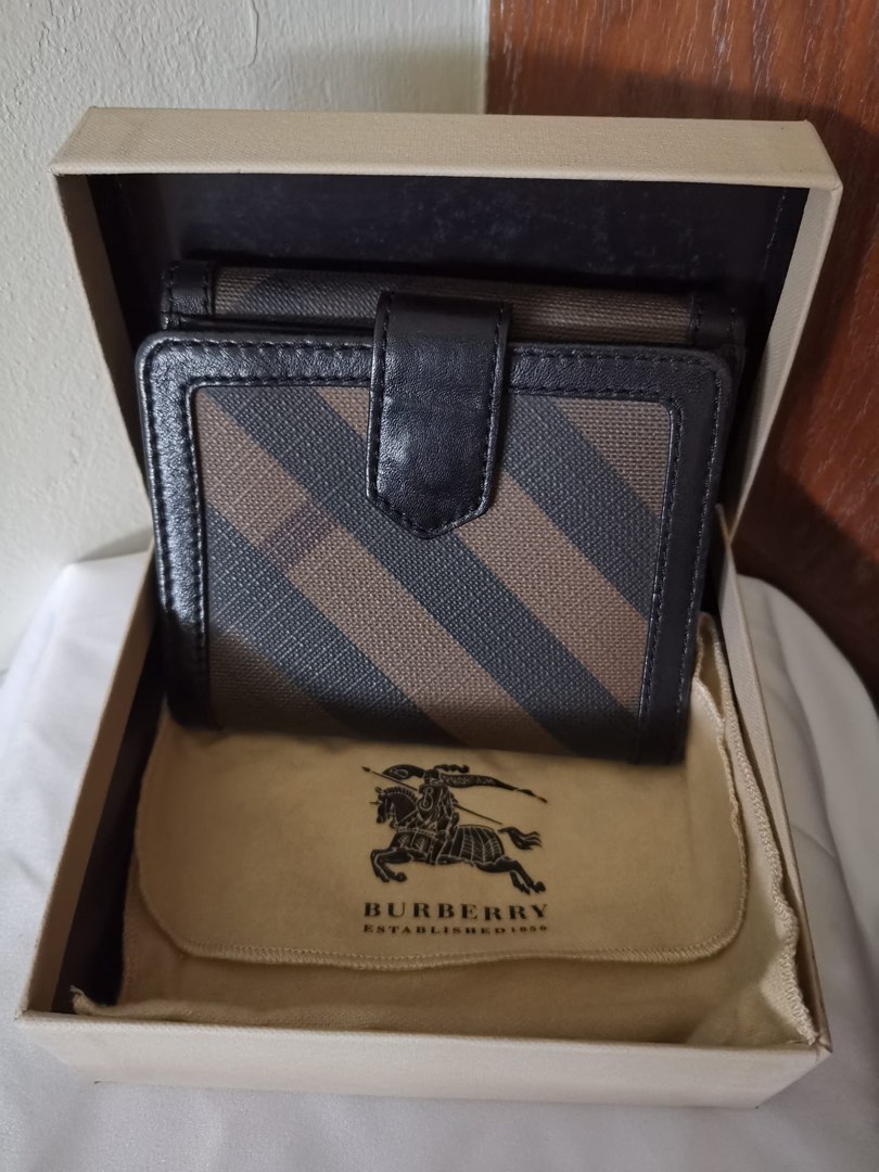 Burberry Wallet, Luxury, Bags & Wallets on Carousell