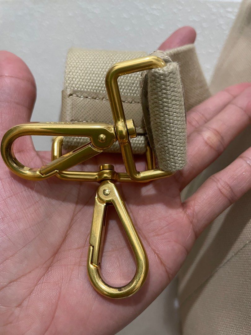 canapa rare crystal beads rank A, Luxury, Bags & Wallets on Carousell