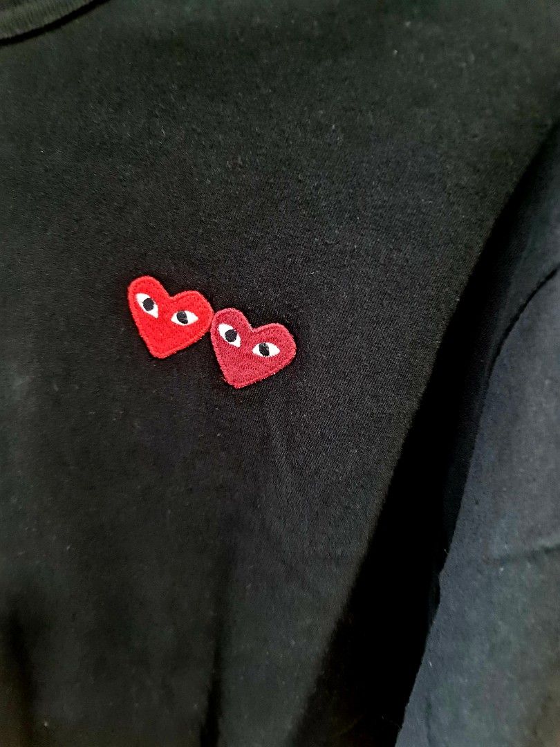 CDG PLAY TEE, Men's Fashion, Tops & Sets, Tshirts & Polo Shirts on ...