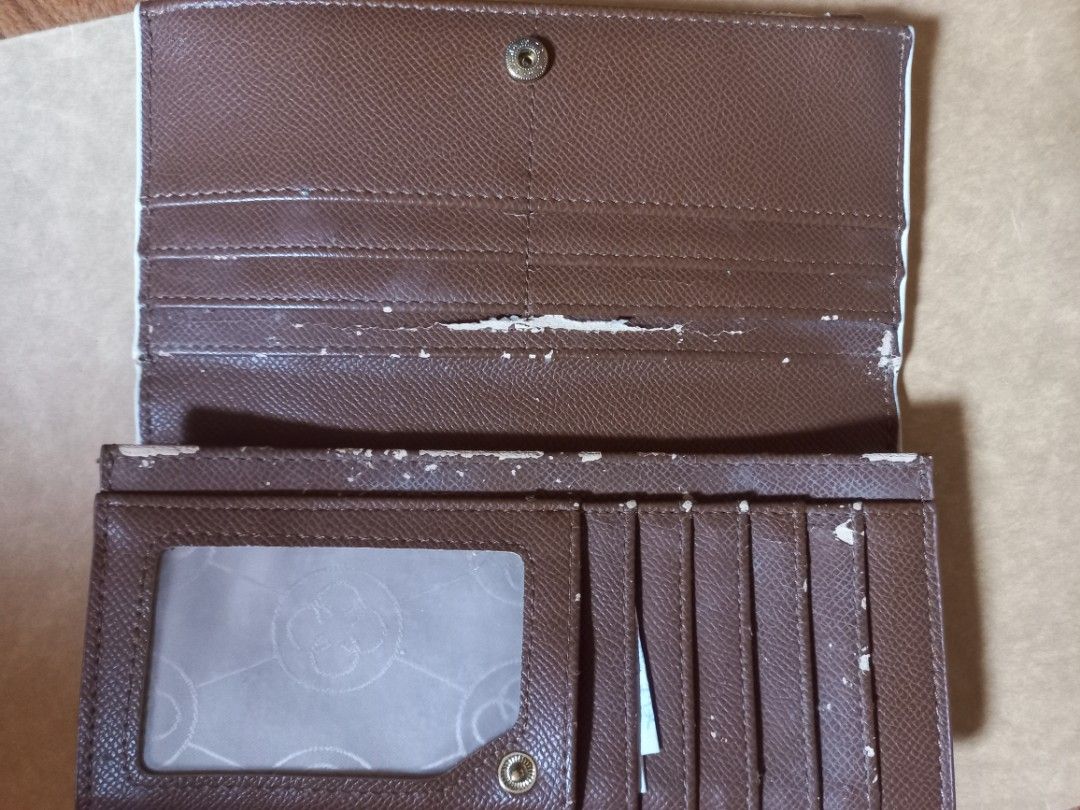 CLN wallet, Luxury, Bags & Wallets on Carousell