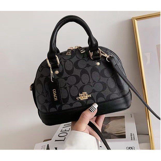 Coach Alma Bag, Olshop Fashion, Olshop Wanita di Carousell