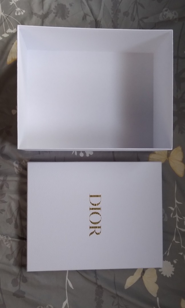 DIOR box, Luxury, Bags & Wallets on Carousell